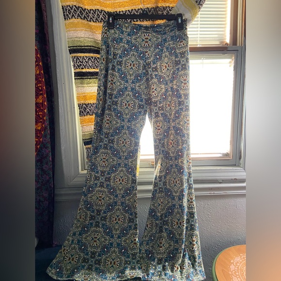 EARTHBOUND | Pants & Jumpsuits | Earthbound Flair Pants | Poshmark